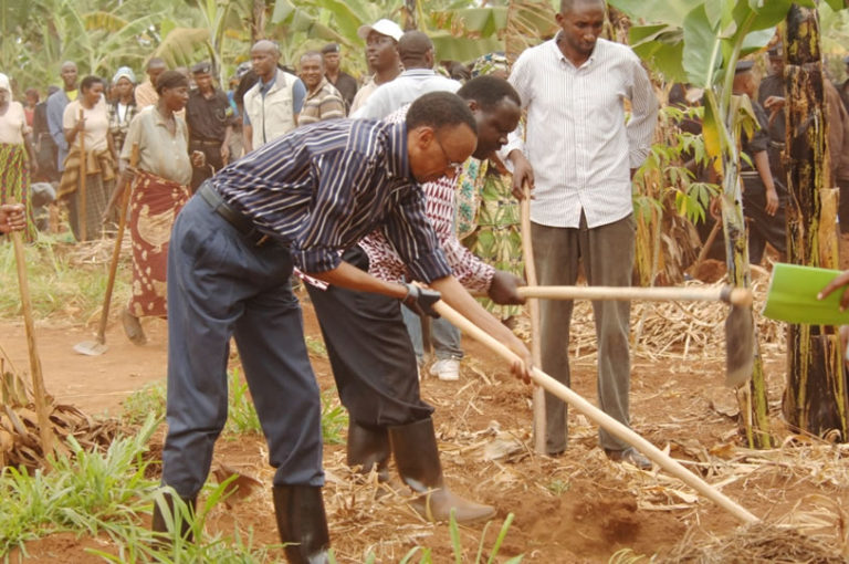 Umuganda - Rwanda Community Work | All About Rwanda